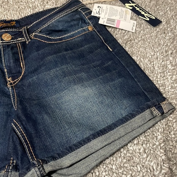 Seven7 | Shorts | Nwts Seven 7 Ladies Jeans Shorts Sz 6 Msrp 49 | Poshmark